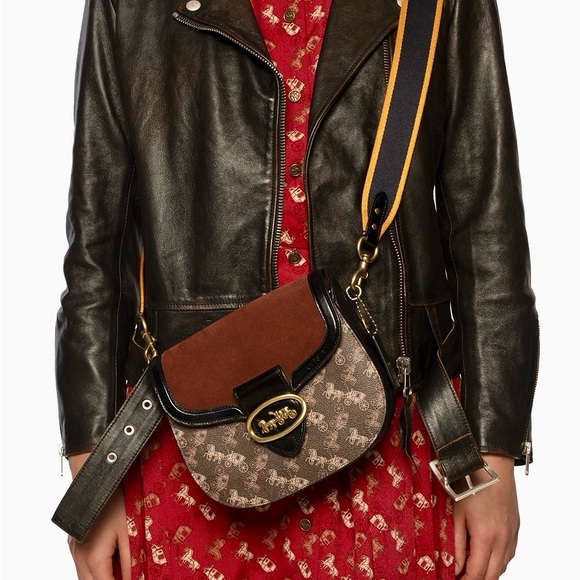 Coach | Bags | Coach Kat Saddle Bag 2 With Horse And Carriage Print | Poshmark